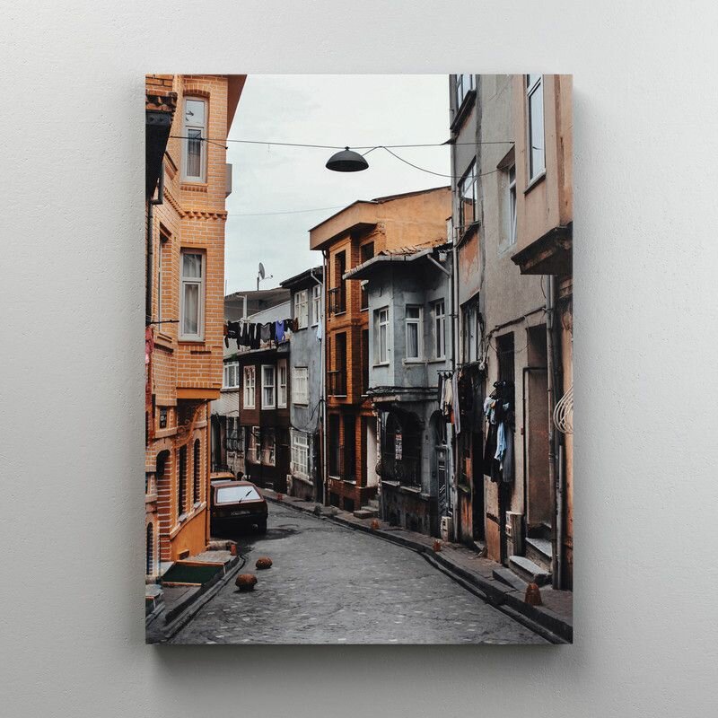 Интерьерная картина на холсте "Старинная улица Стамбула" размер 45x60 см