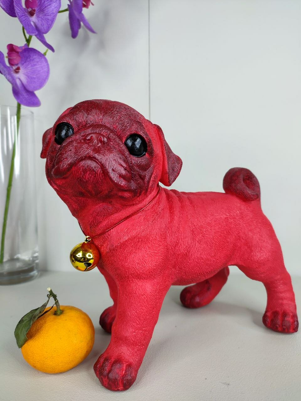 Статуэтка интерьерная Собачка мопс в декоре "Красный и Бордо", выс. 22,5 см.