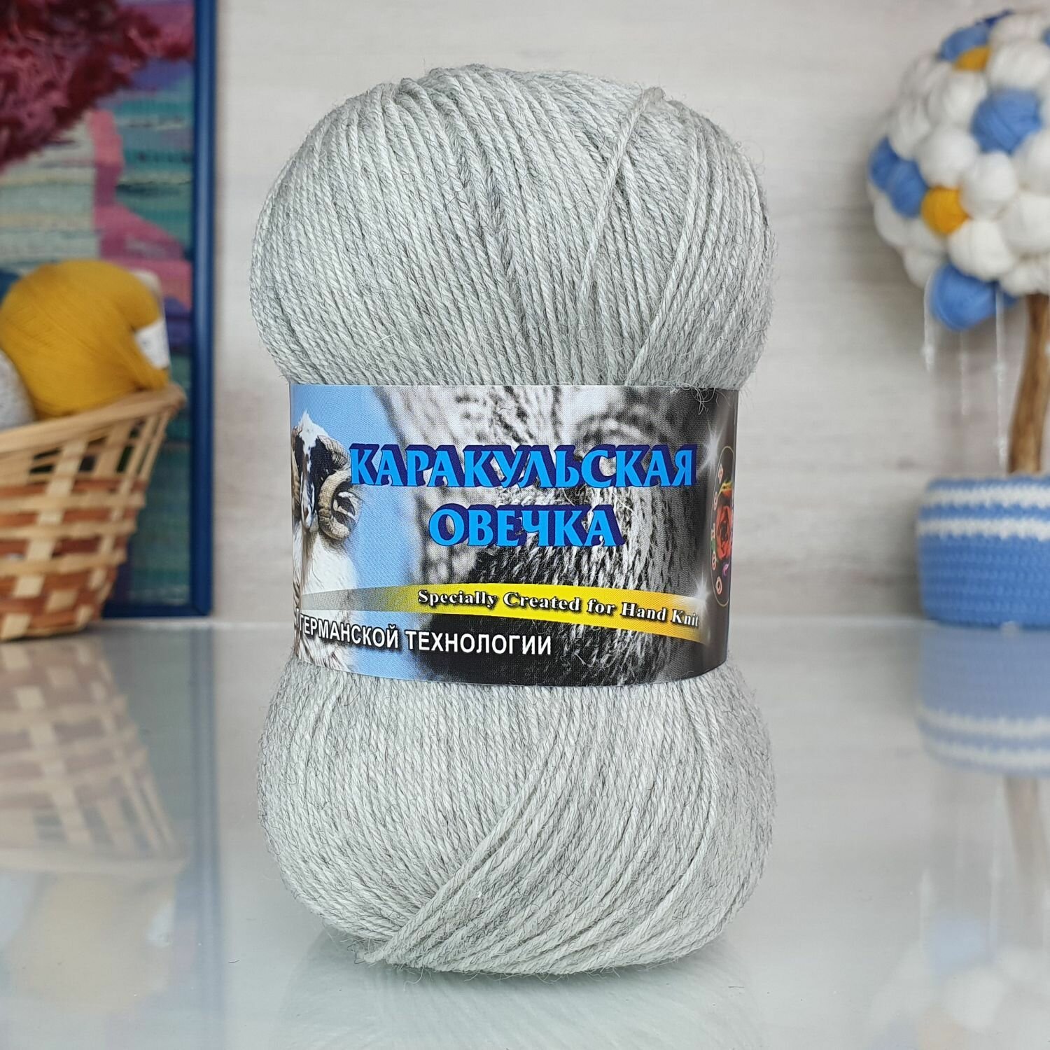 Пряжа COLOR-CITY Каракульская овечка 400м Колор-Сити, св. серый - 29601, 60% шерсть ягнёнка, 40% кашемир, 5 мотков, 100 г, 400 м.