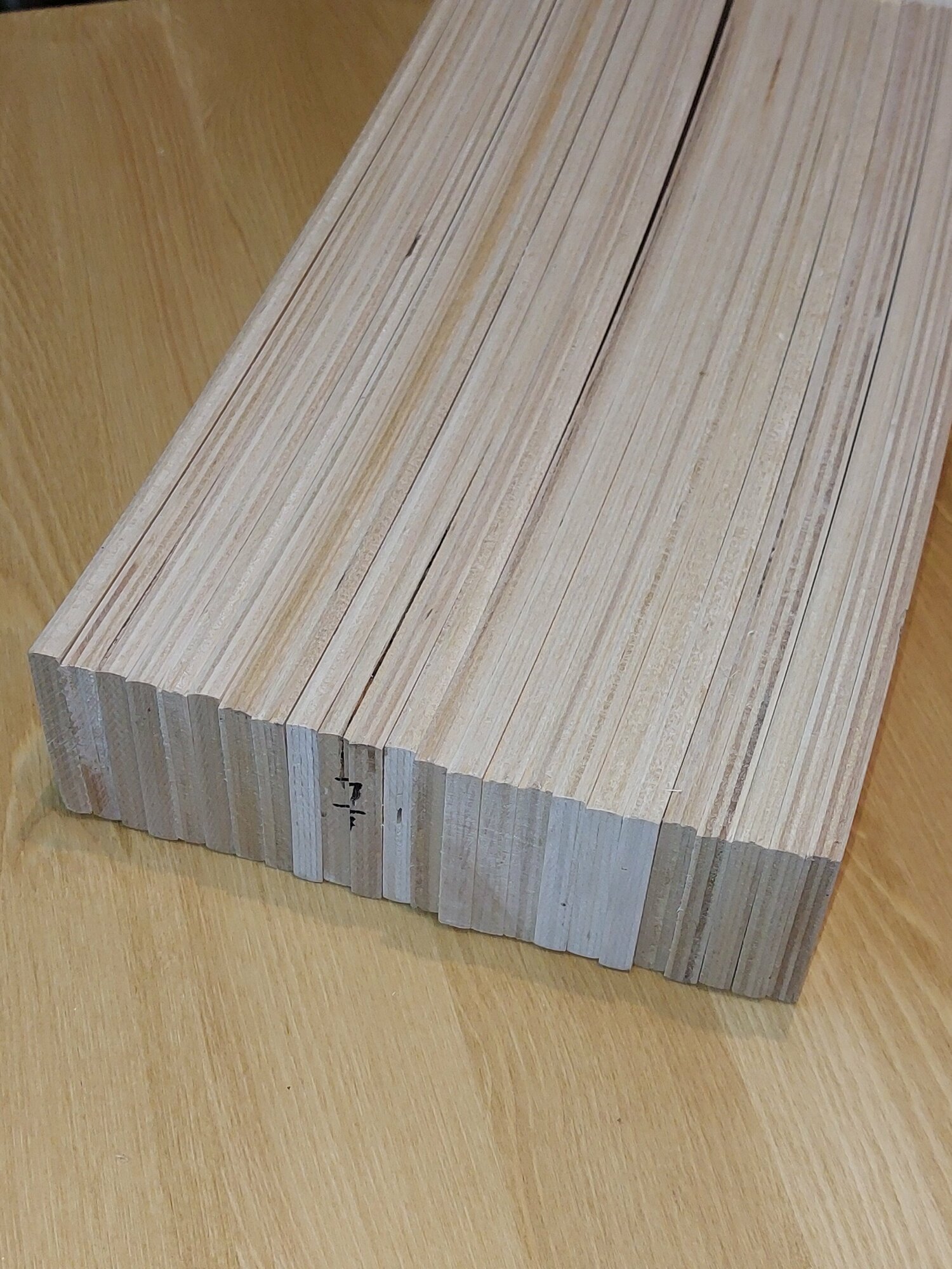 Ламели 990×60×10 24шт (кровать 200*200)