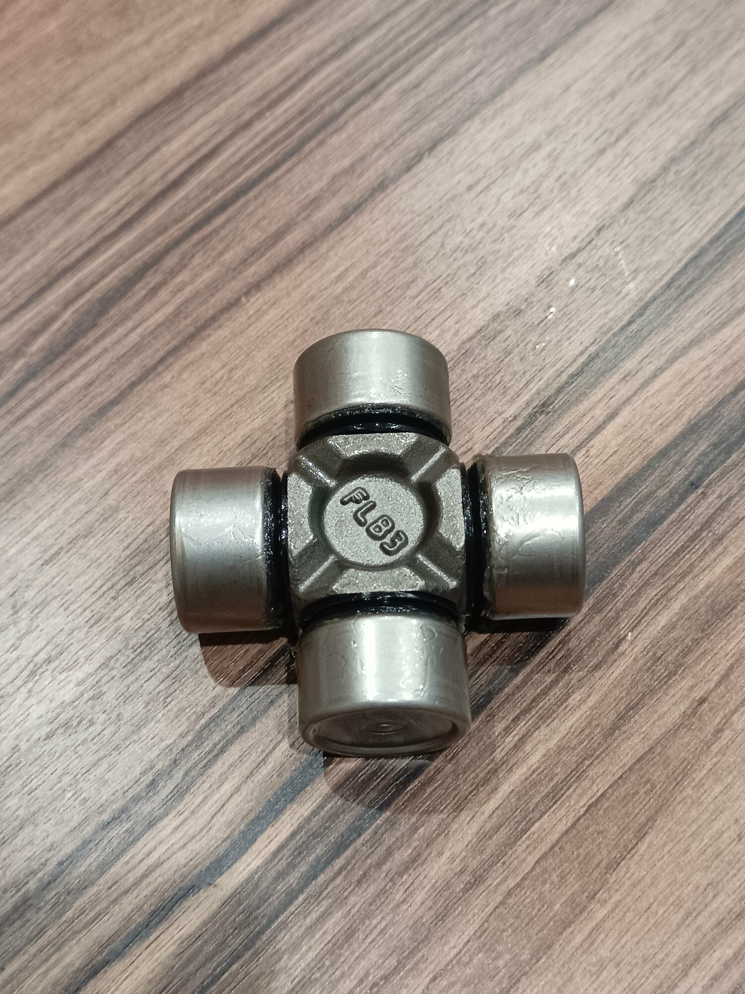 Крестовина BMW Sicit 24 x 56,5 ST1300