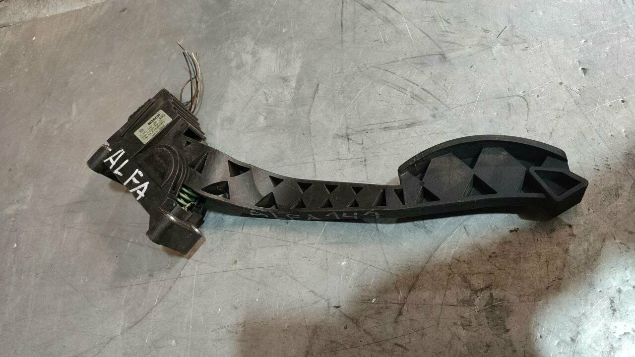 Педаль газа Alfa Romeo 147 2002 281002380