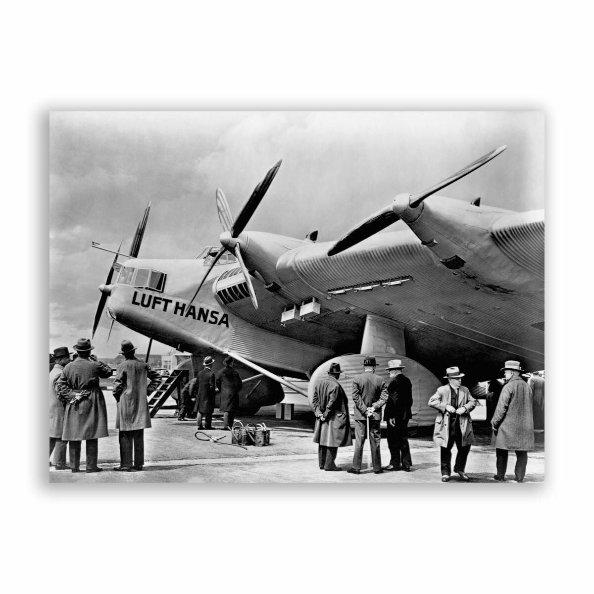 Постер, плакат на бумаге / Junkers G 38 - Транспортный самолёт / Размер 30 x 40 см