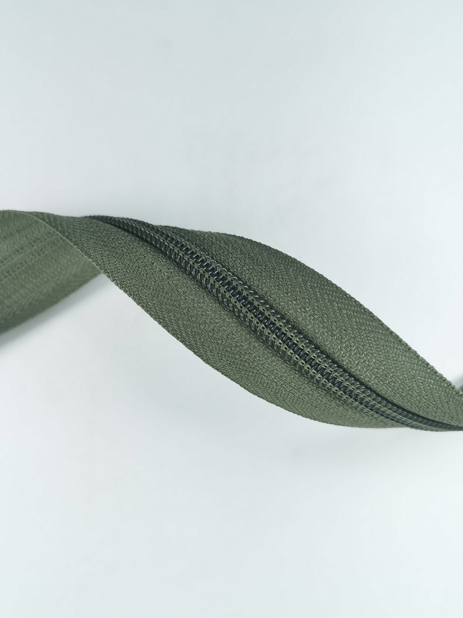 Молния рулонная тип 5, 3 метра, хаки 327/ витая (спиральная)