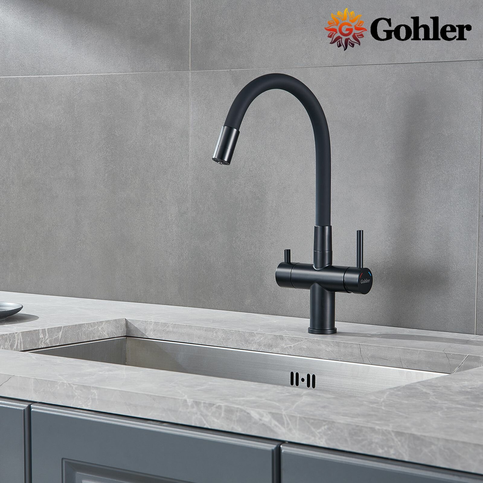 Смеситель для кухни с гибким изливом и краном под фильтр для питьевой воды Gohler G4207B черный