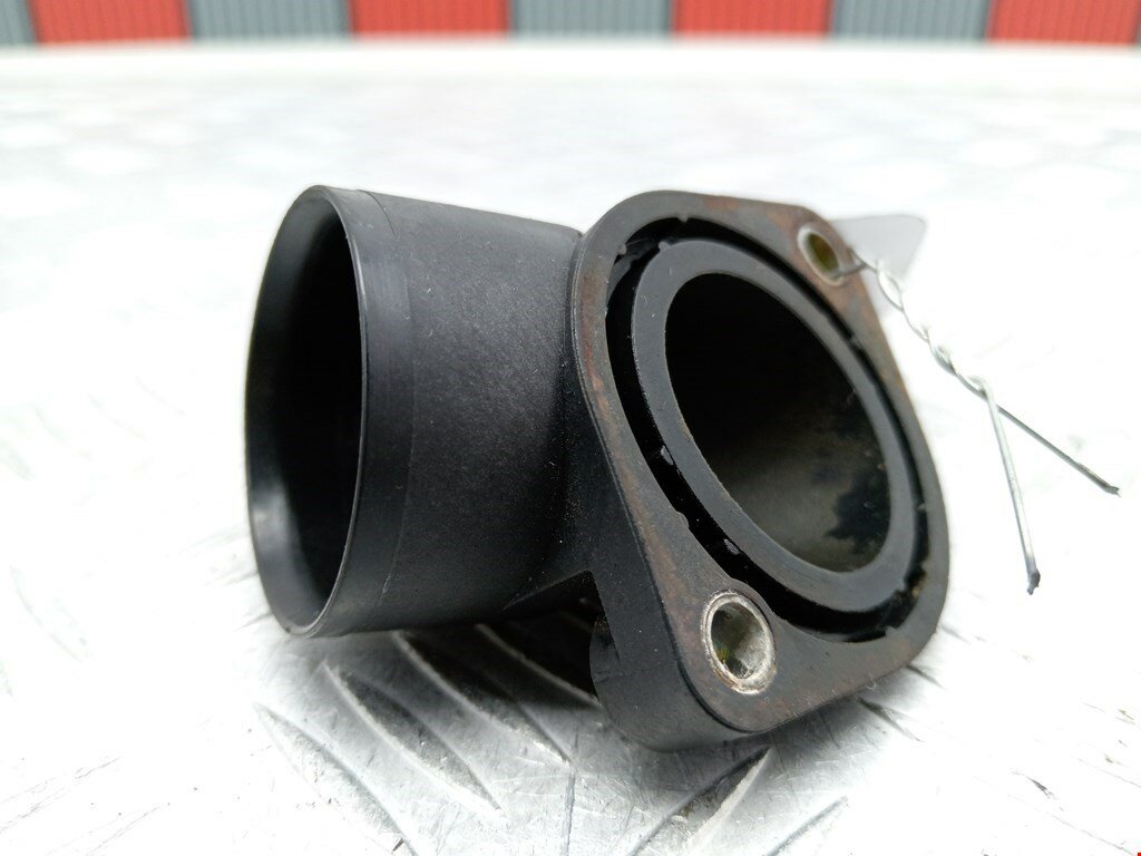 Фланец (штуцер системы охлаждения тройник) Renault Laguna 2 8200590563 арт. 1956948