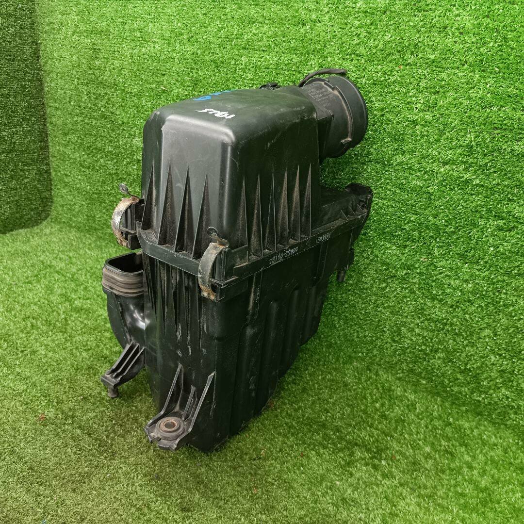 Корпус воздушногo фильтра Kia Sportage 3 2013 28110-2S000