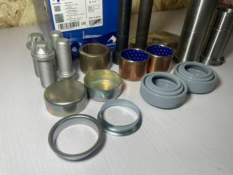 Ремкомплект (рмк) направляющих тормозного суппорта вольво рено (VOLVO RENAULT)