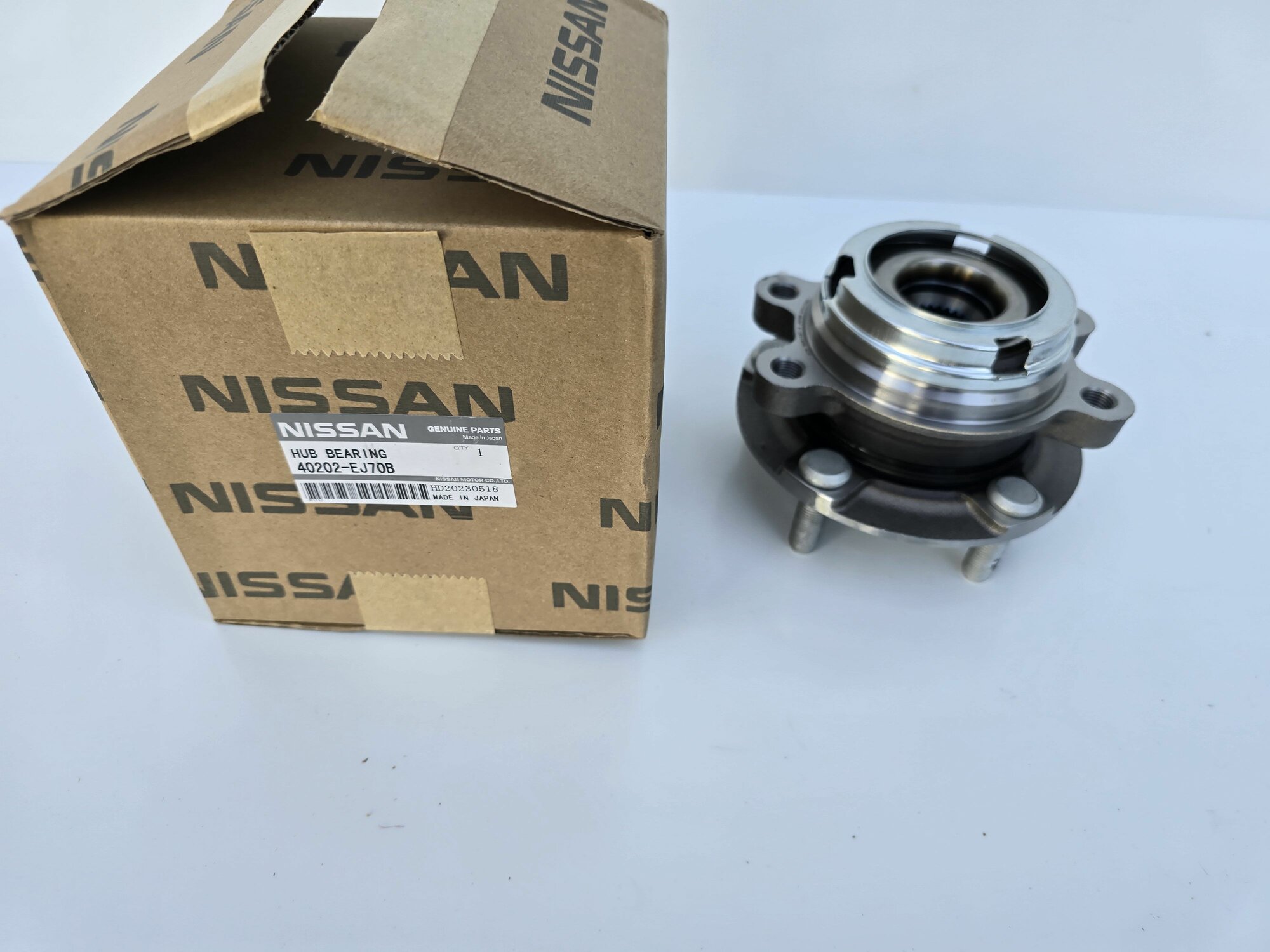 Ступица передняя (в сборе) INFINITY FX35-50/QX70