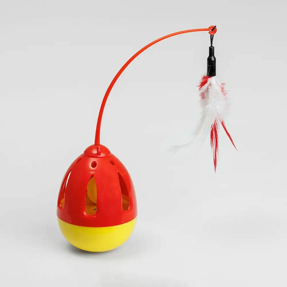 Игрушка для кошек Неваляшка с перьями и бубенчиком, 10х7,2х7,2 см, длина палки 16 см, длина игрушки 11 см