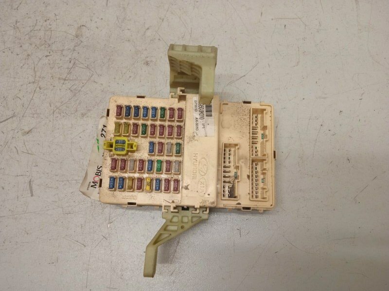 Б/У Хендай Соната 5 НФ Блок предохранителей салонный Hyundai Sonata 2007 NF, 5 78764 Hyundai-KIA арт. 919503K010