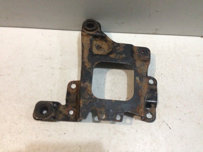 Б/У Крепление АКБ (корпус/подставка)Ford Focus 2 08- б/у , Форд Фокус 2 Площадка под АКБ Ford Focus 2007-2011 2 6728 FORD а...