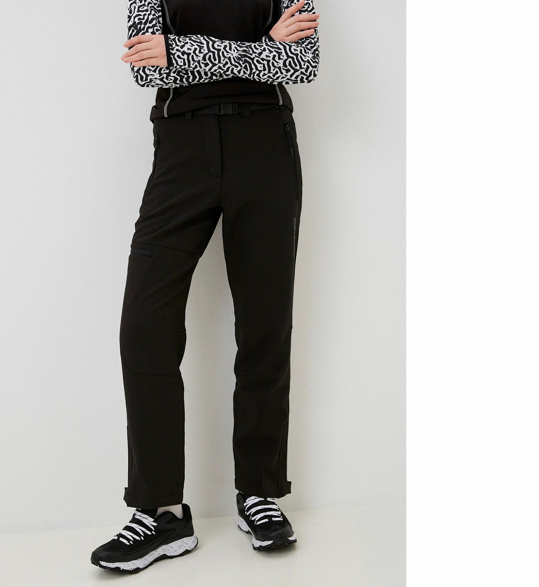 Брюки спортивные