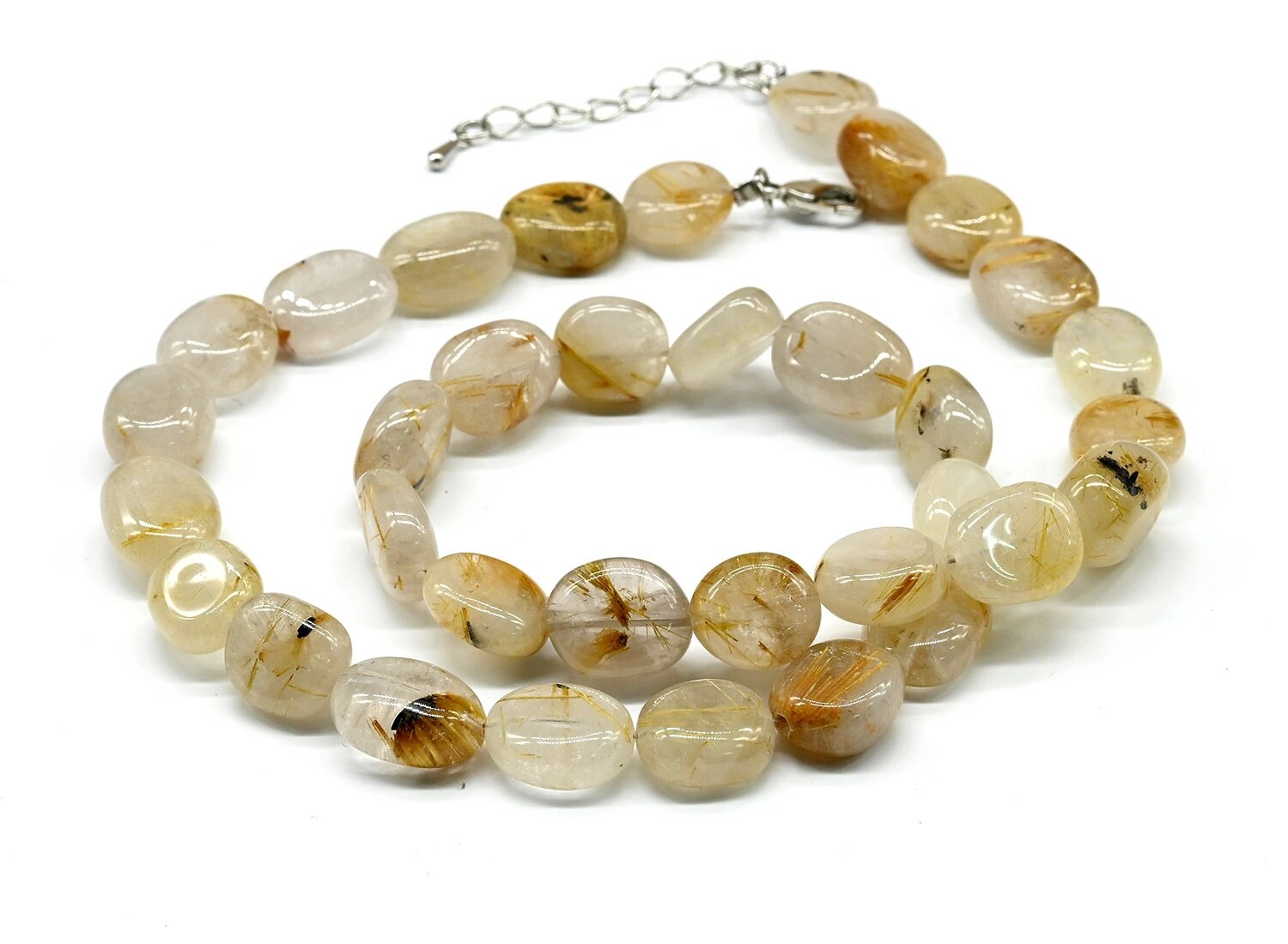 Бусы, кварцит