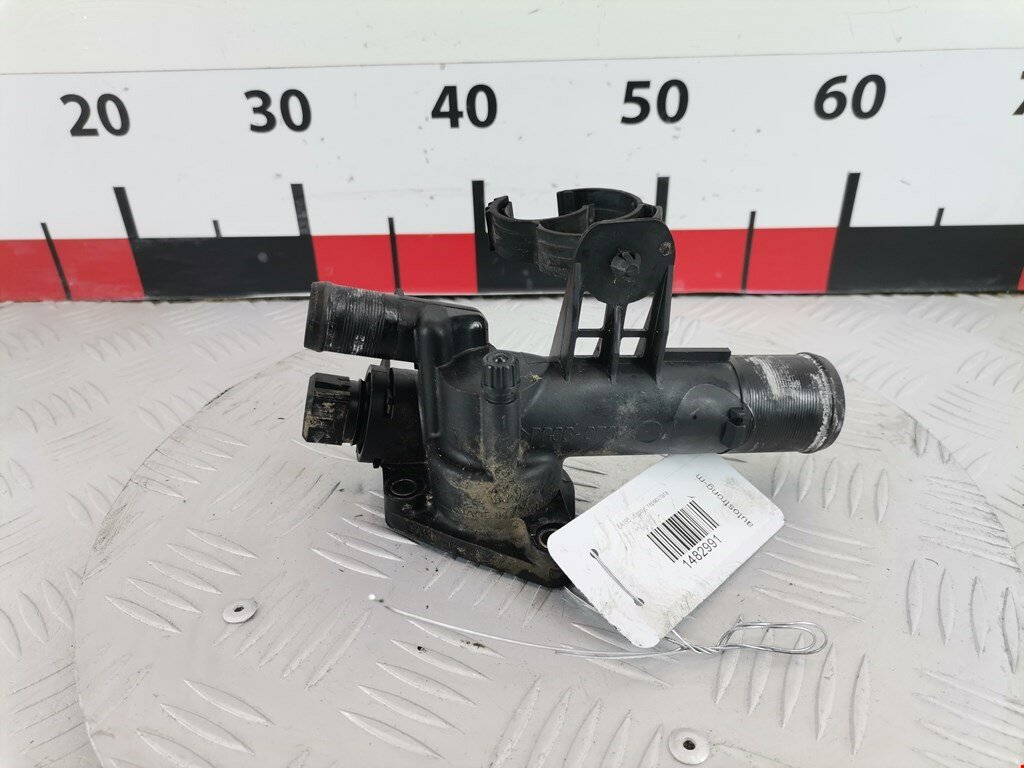 Корпус термостата Renault Megane 2 110602309R арт. 1482991