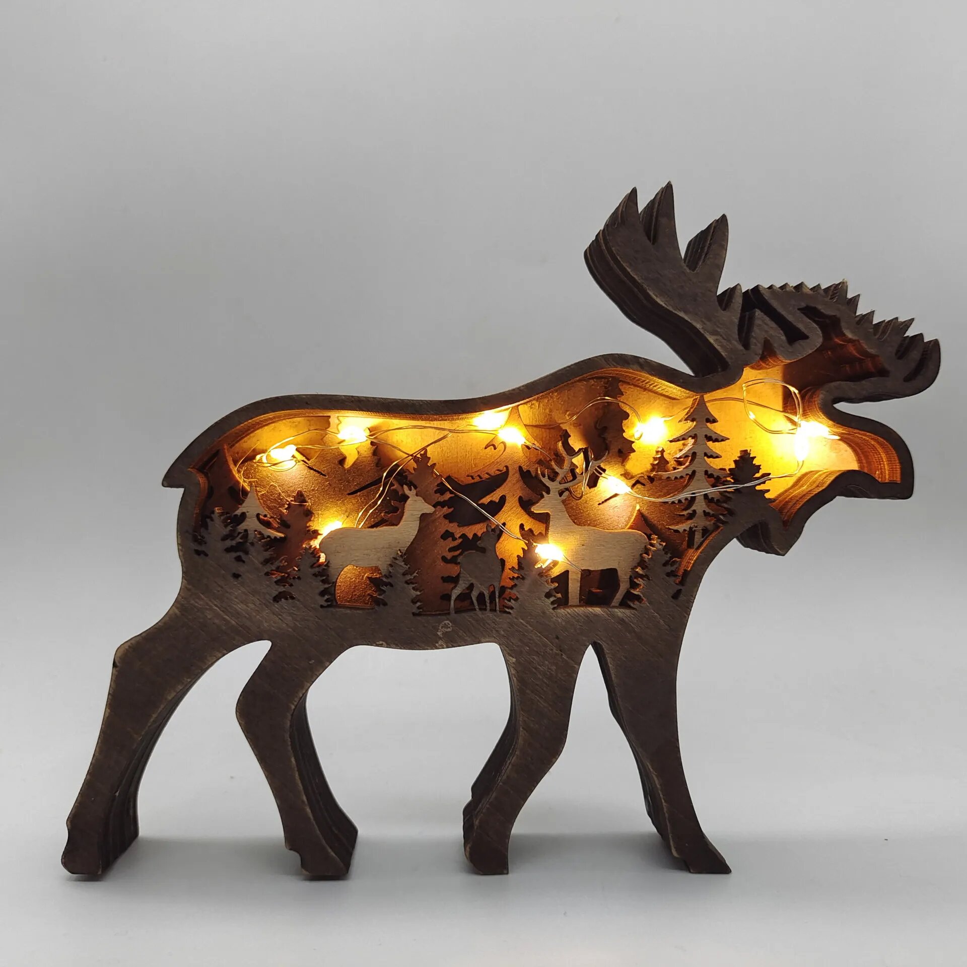 Деревянные фигурки животных deer with lights