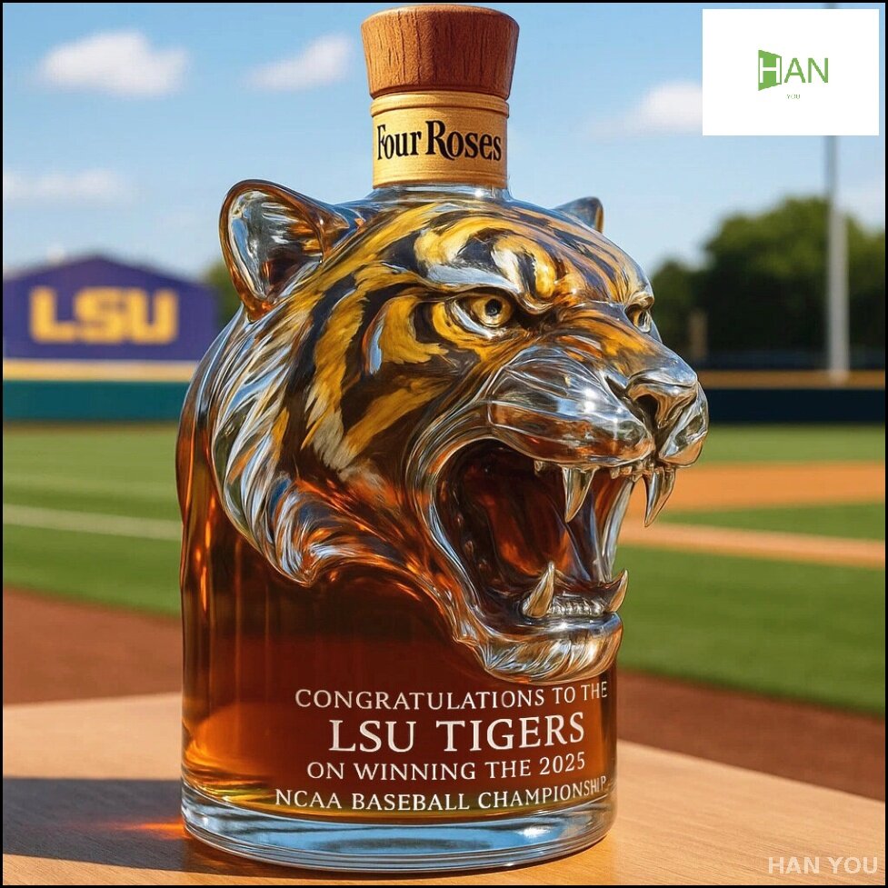 Эксклюзивная бутылка 300 мл для алкоголя из стекла декорирована изображением тигра