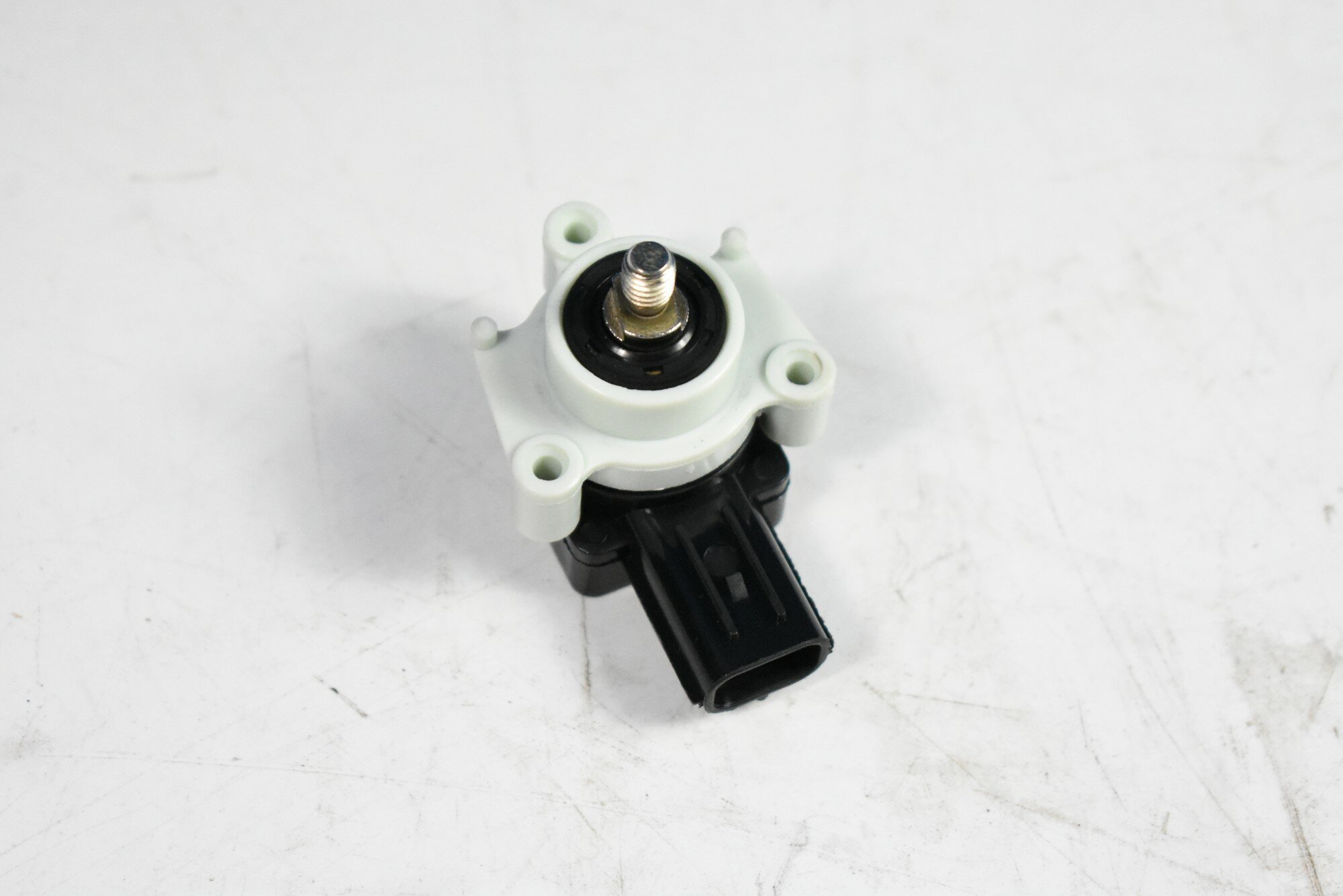 Датчик положения кузова задний Honda CR-V 2007-