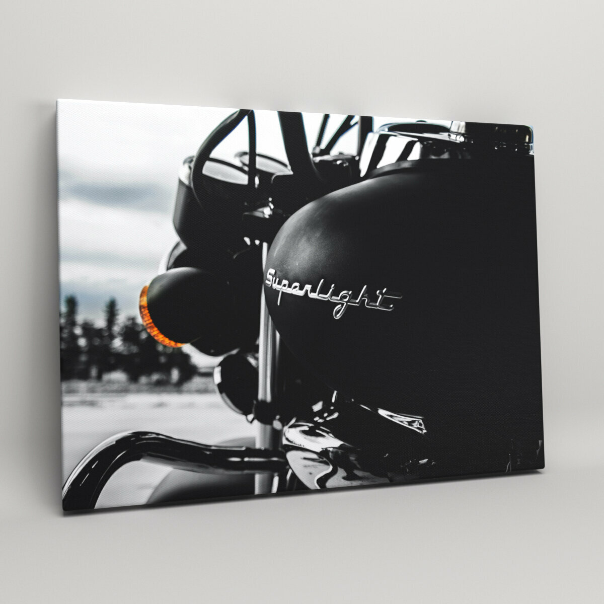 Картина на холсте (интерьерный постер) "Мотоцикл - черный булет" машины и мотоциклы, с деревянным подрамником, размер 60x45 см