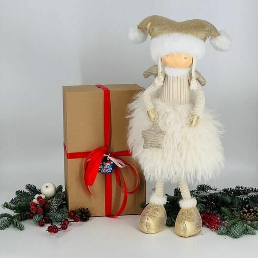 Куколка ручной работы для украшения интерьера