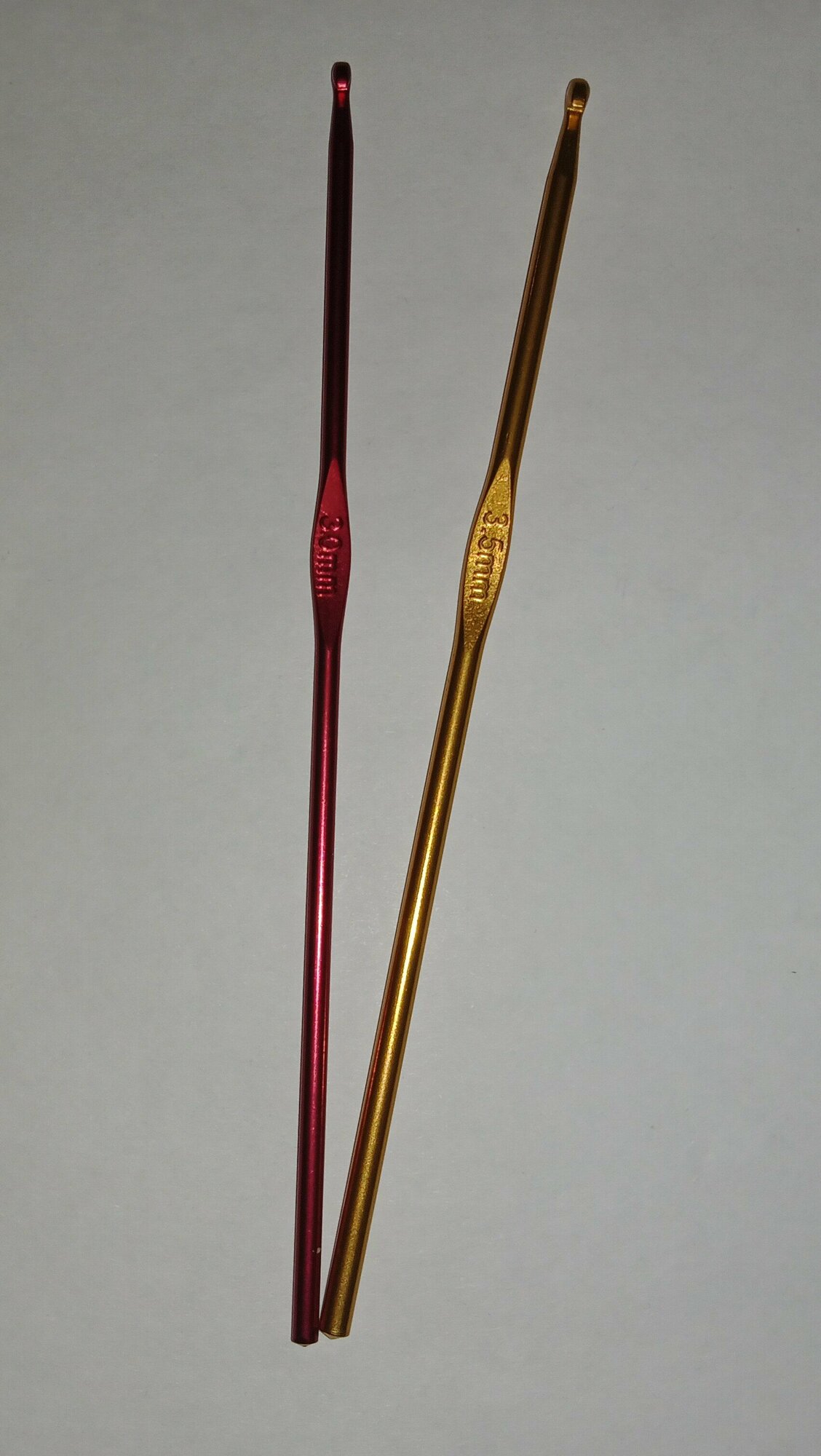 Набор крючков для вязания 2 шт, 3 мм и 3,5 мм