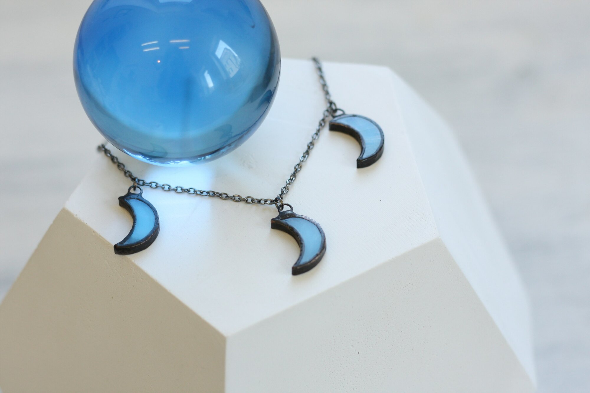 Колье, стекло