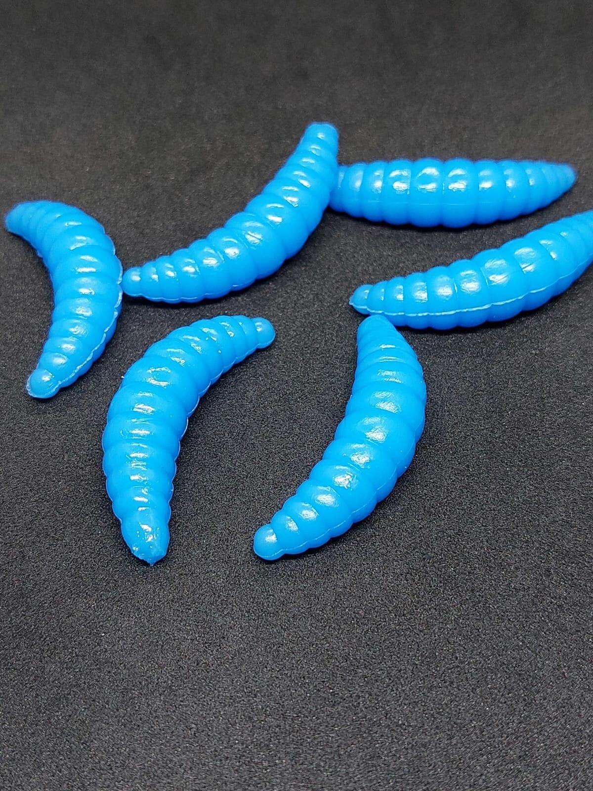 Форелевая приманка Maggot. 48 мм. Светонакопительная. Синий