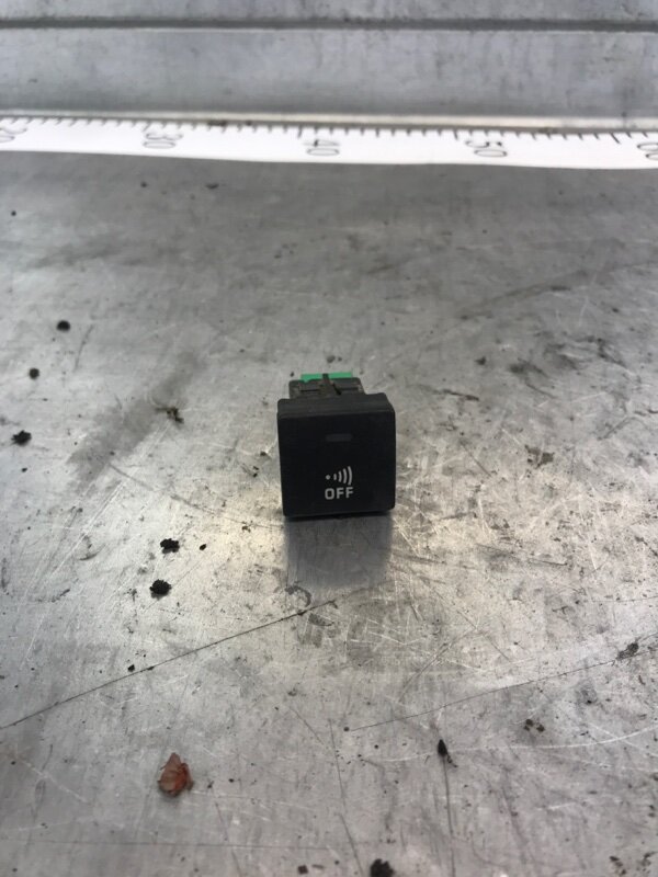 Кнопка парктроника Citroen c4 LA 2004 (б/у) 96476627