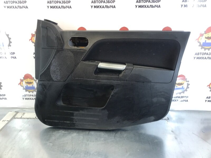 Обшивка двери передняя правая Ford Fusion CBK 1530571