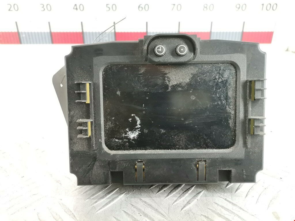 Дисплей информационный Opel Zafira A 13106242 арт. 1736468