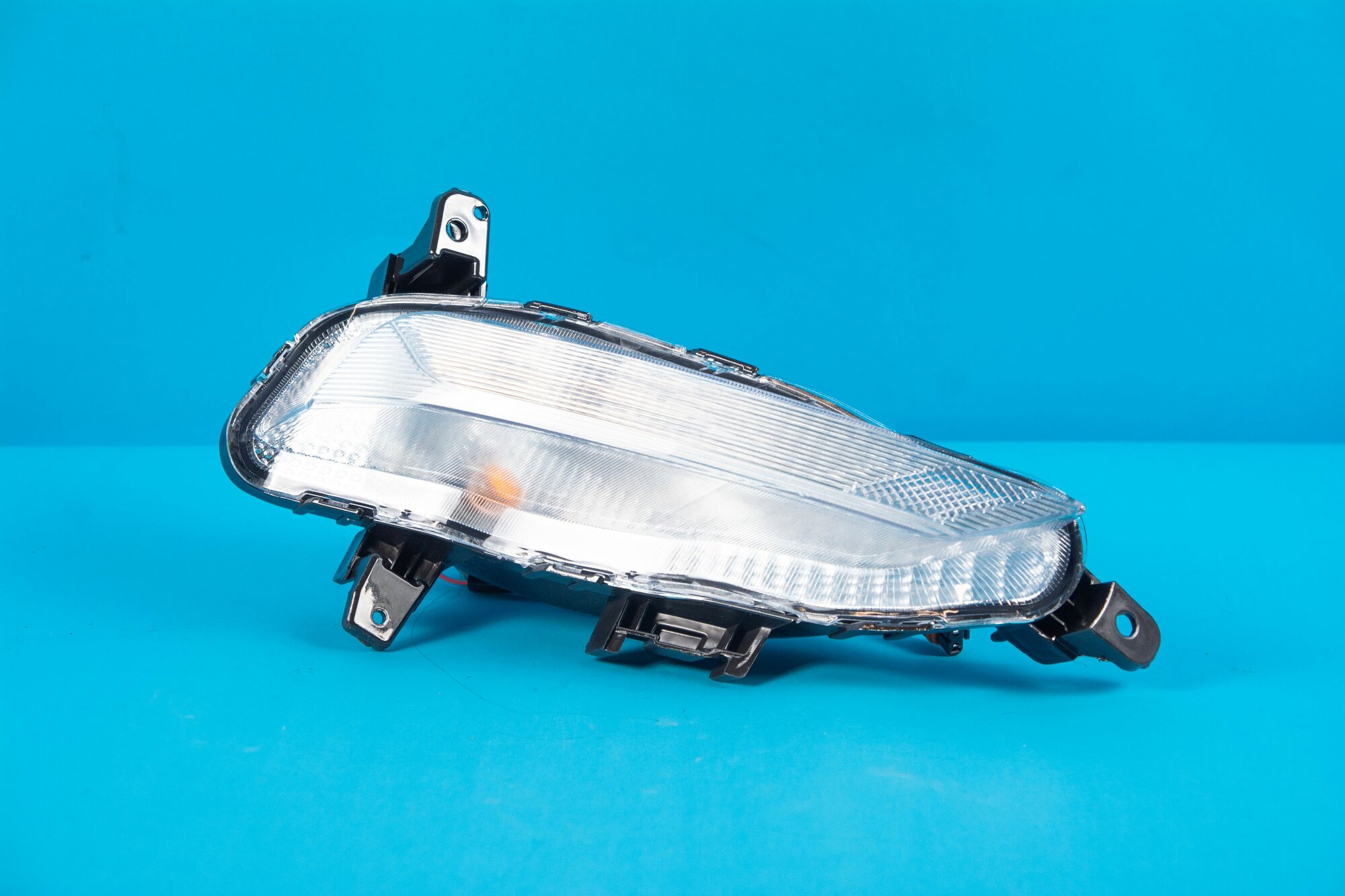 Указатель поворота Kia Optima IV поколения 2018-2020 года, поворотник правый галогенный Киа Оптима