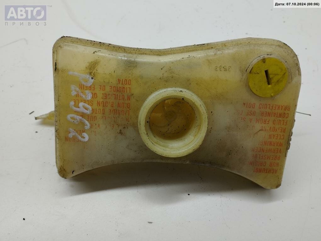 Бачок тормозной жидкости Audi A6 C5 (1997-2005)