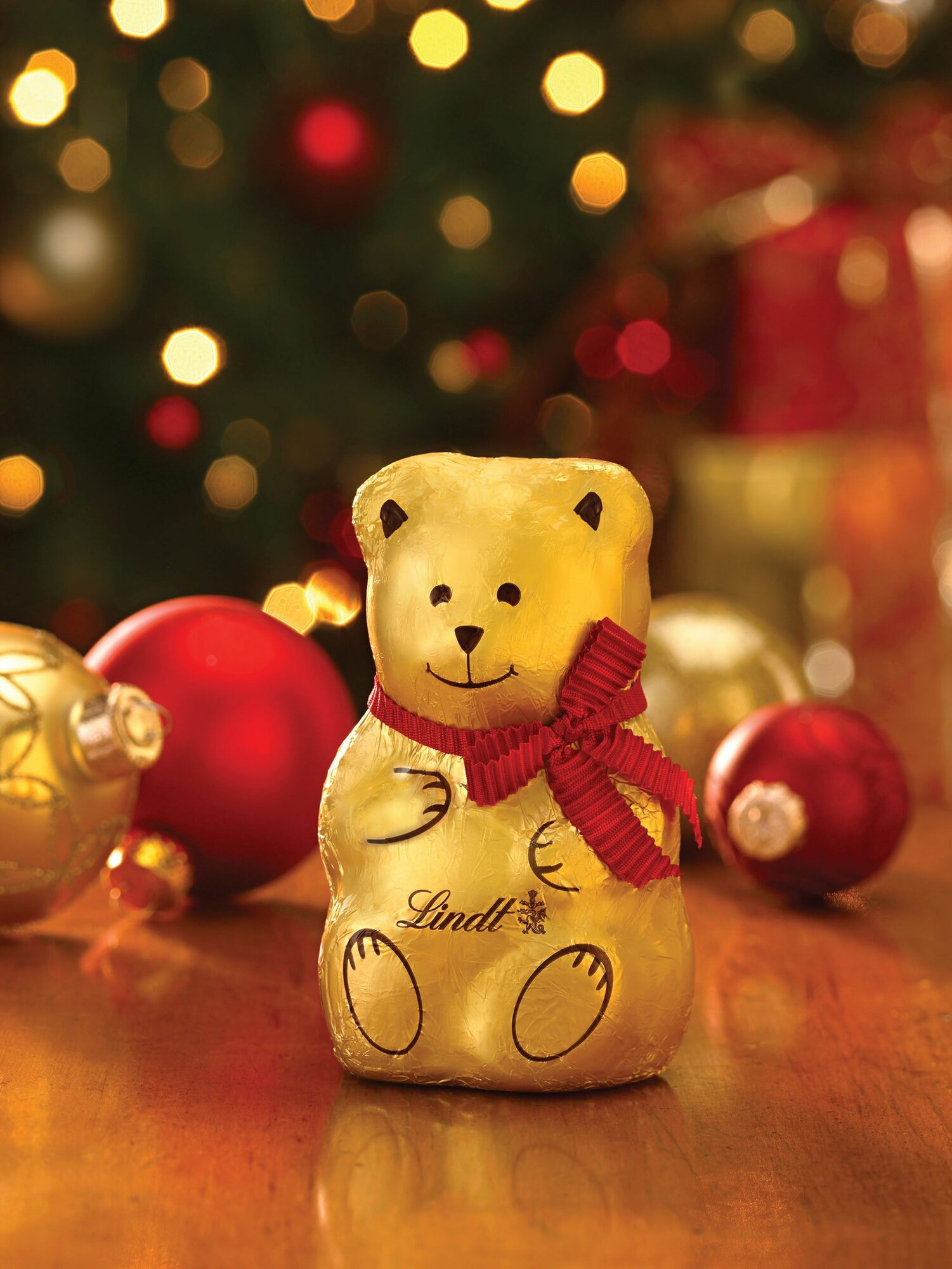 Шоколадная фигурка Lindt Teddy Gold, (мишка золотой), 100г