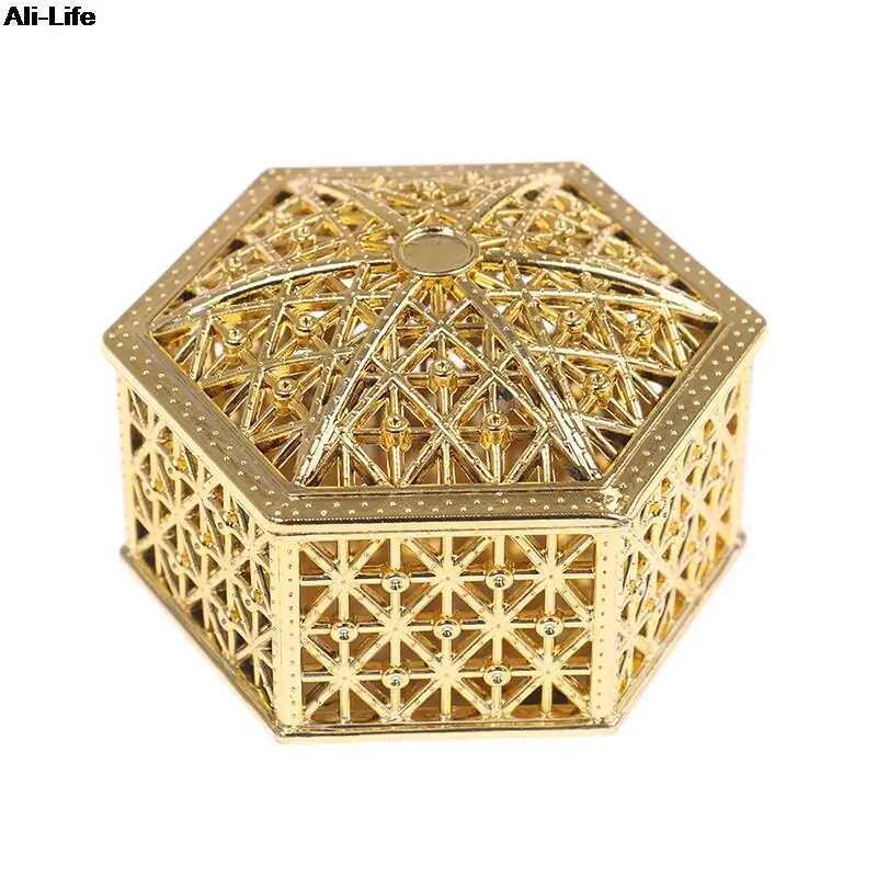 Пластиковые свадебные коробки для конфет золотые и серебряные as pic