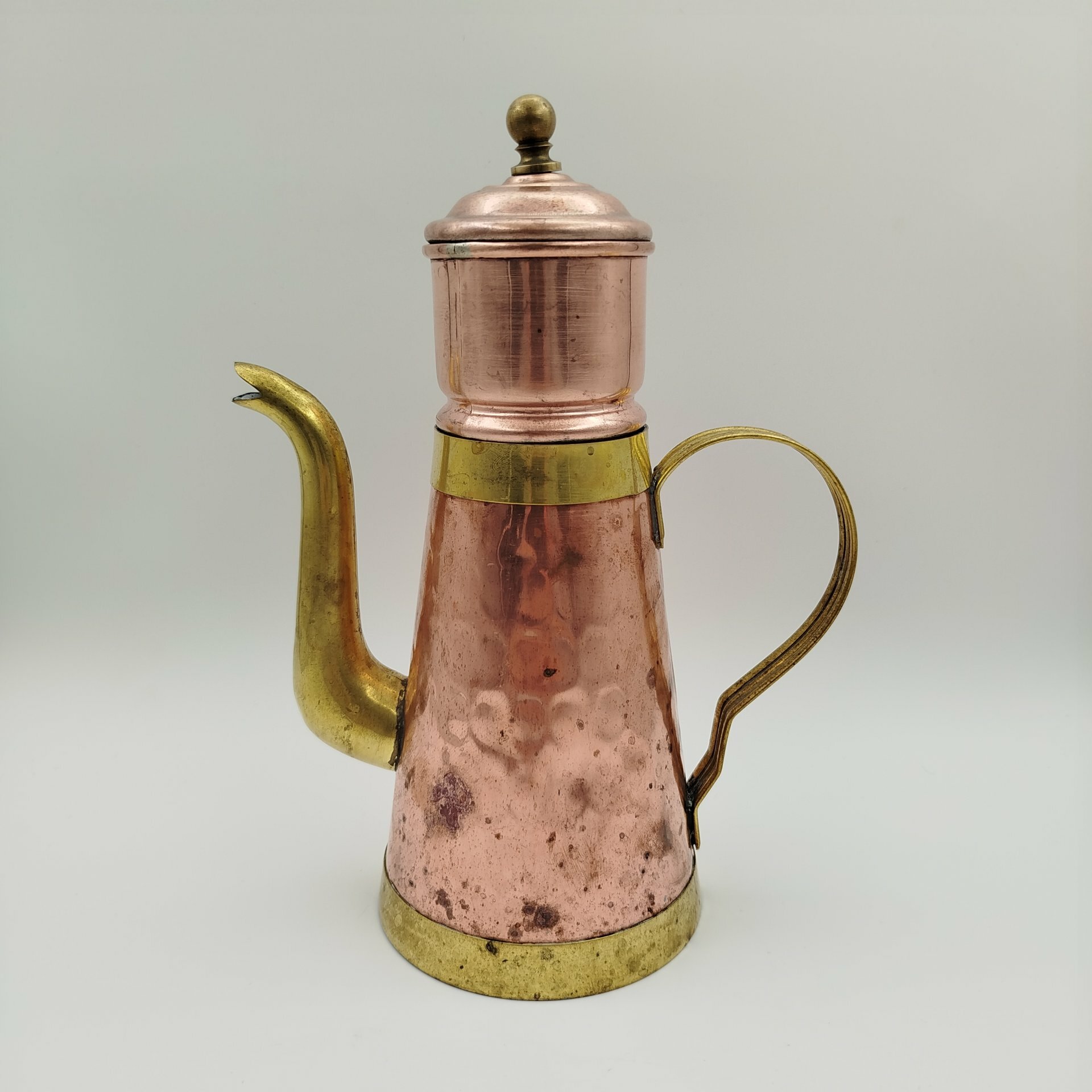 Кофейник (чайник) с фильтром для заварки изящной формы, медь, Западная Европа
