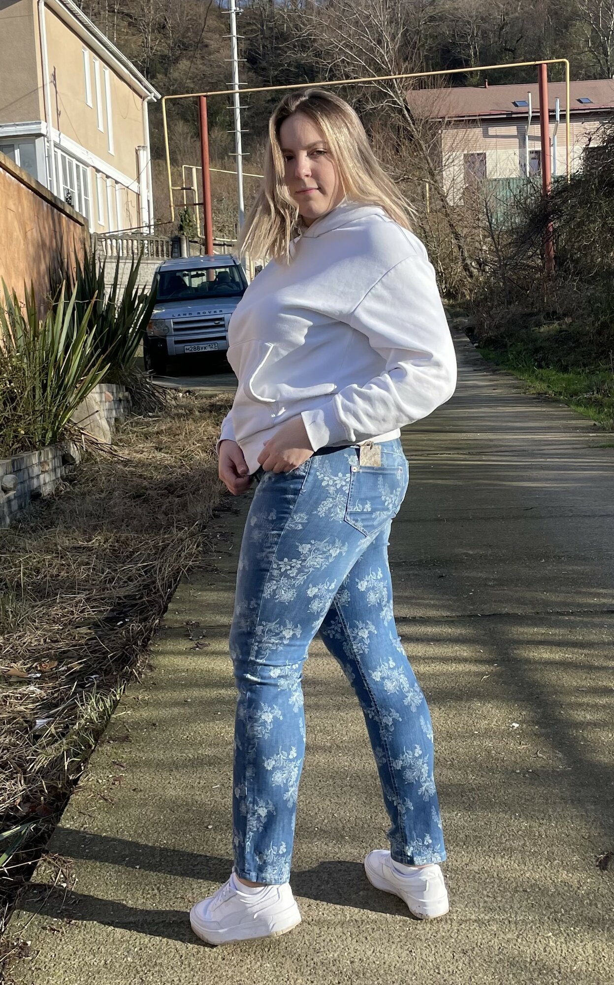 Джинсы зауженные  44-52