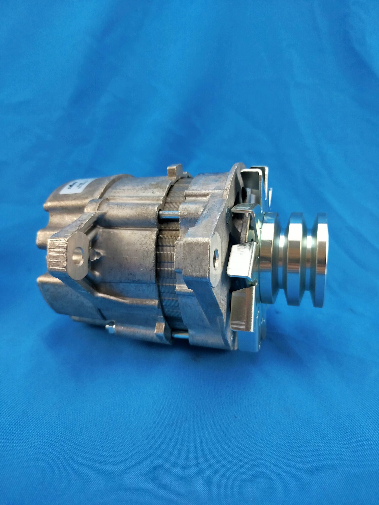 Генератор "КЗАТЭ" для а/м ГАЗ, УАЗ дв.402, 410 (55А)