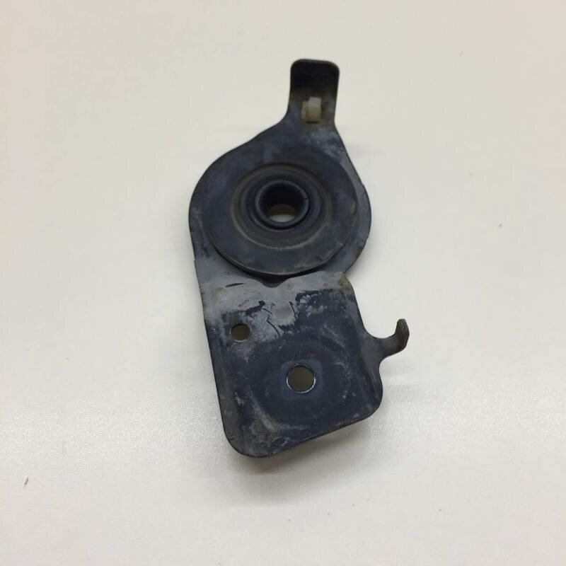 Кронштейн радиатора Nissan Primera P12 2002-2007