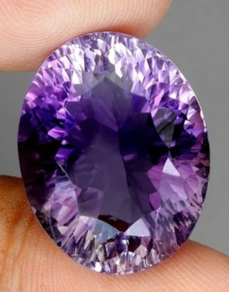 "Аметист", натуральный камень, овальная огранка, фиолетовый, 28,1 ct