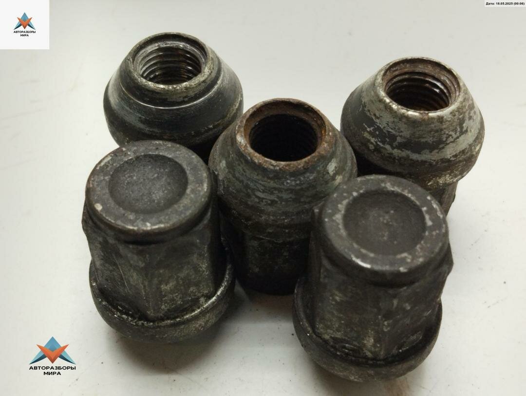 Болт колесный Ford Focus 2 2005