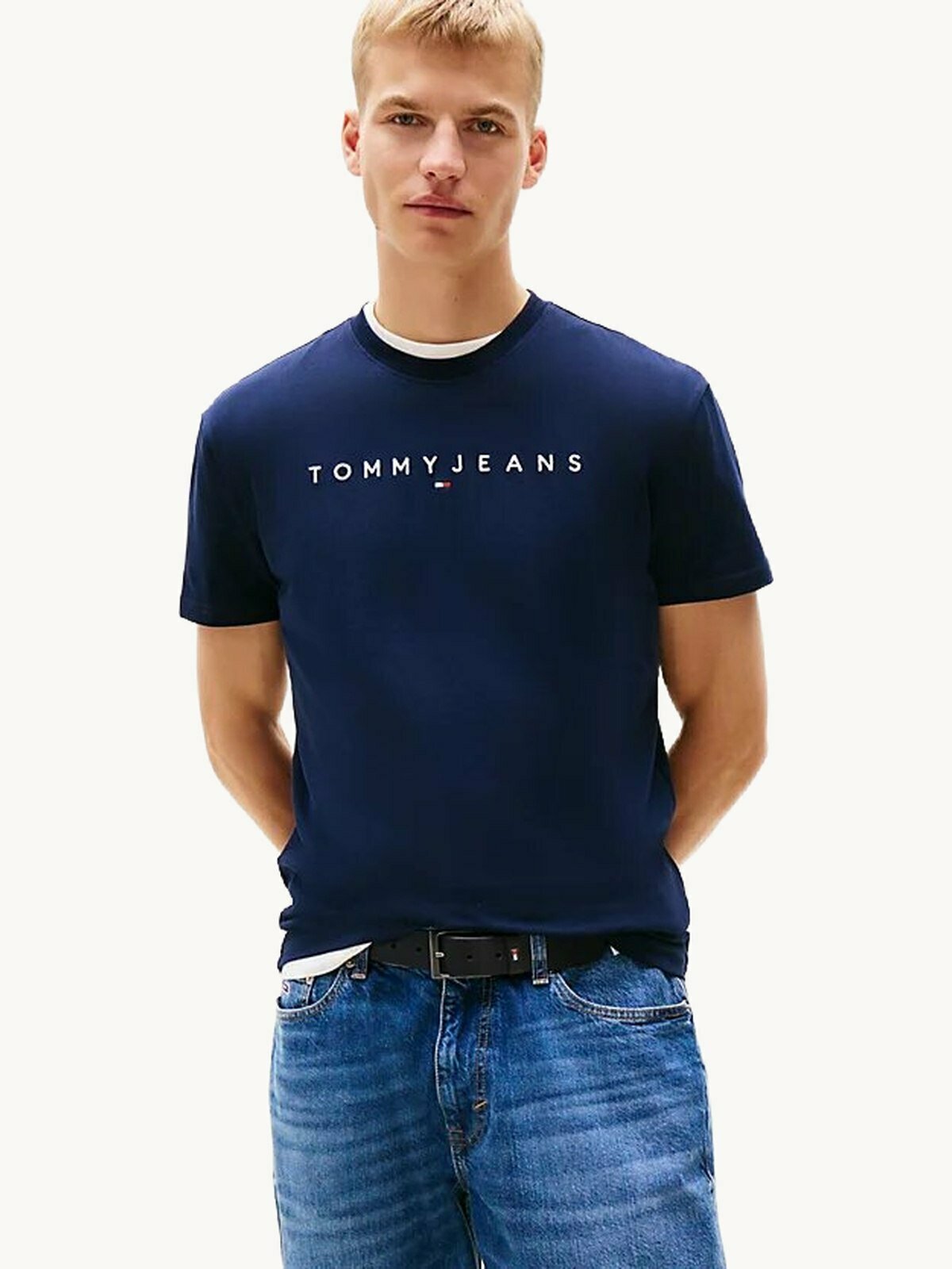 Футболка Linear Logo