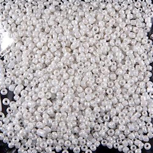 Бисер AS-121 белый (11/0) 2.1 мм 20 г, цена за 1 уп.