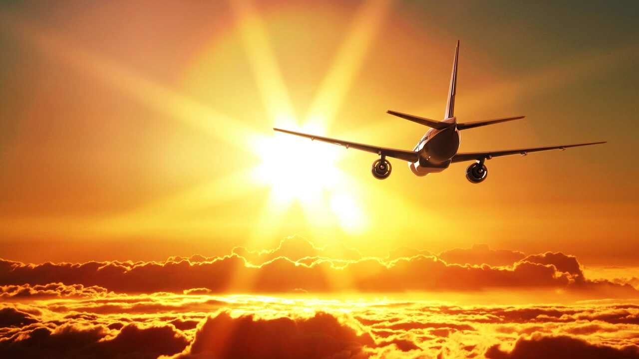 Картина на холсте 110x60 LinxOne "Облака красота солнце лучи" интерьерная для дома / на стену / на кухню / с подрамником