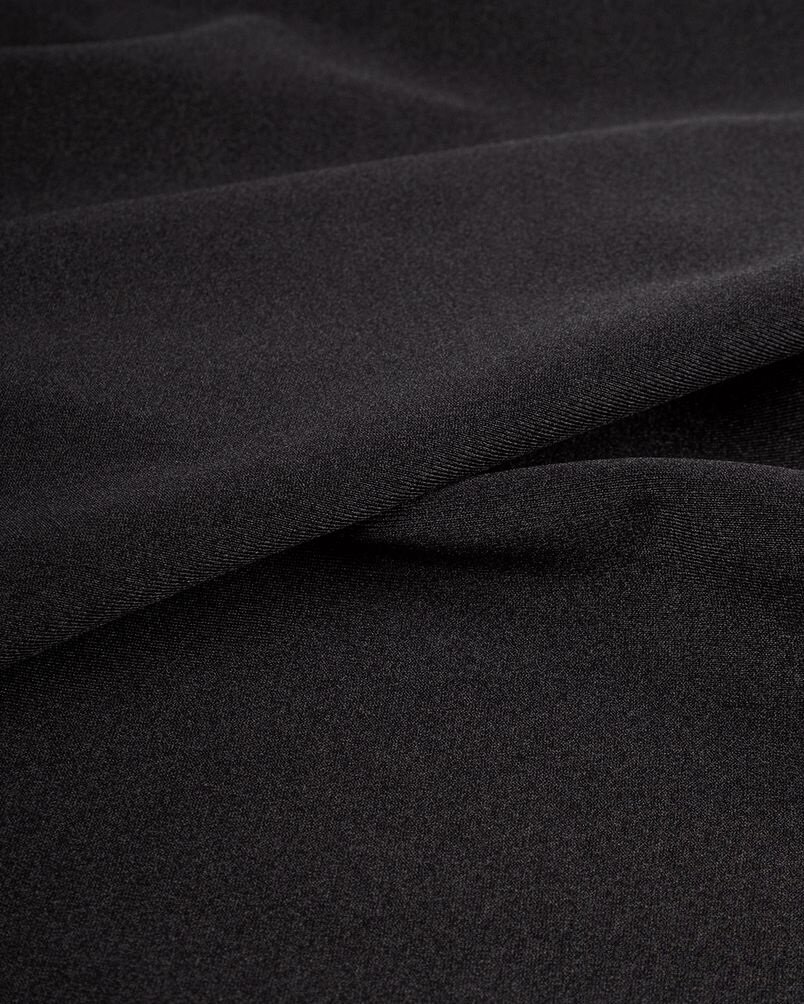 Ткань для шитья бифлекс. Цвет черный. Готовый отрез 3*1,5 м.