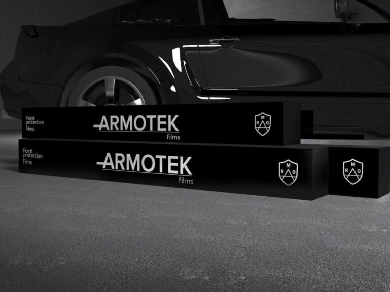 Полиуретановая антигравийная пленка для защиты фар, бампера, капота Armotek Crystal Gloss 1000*1524 мм