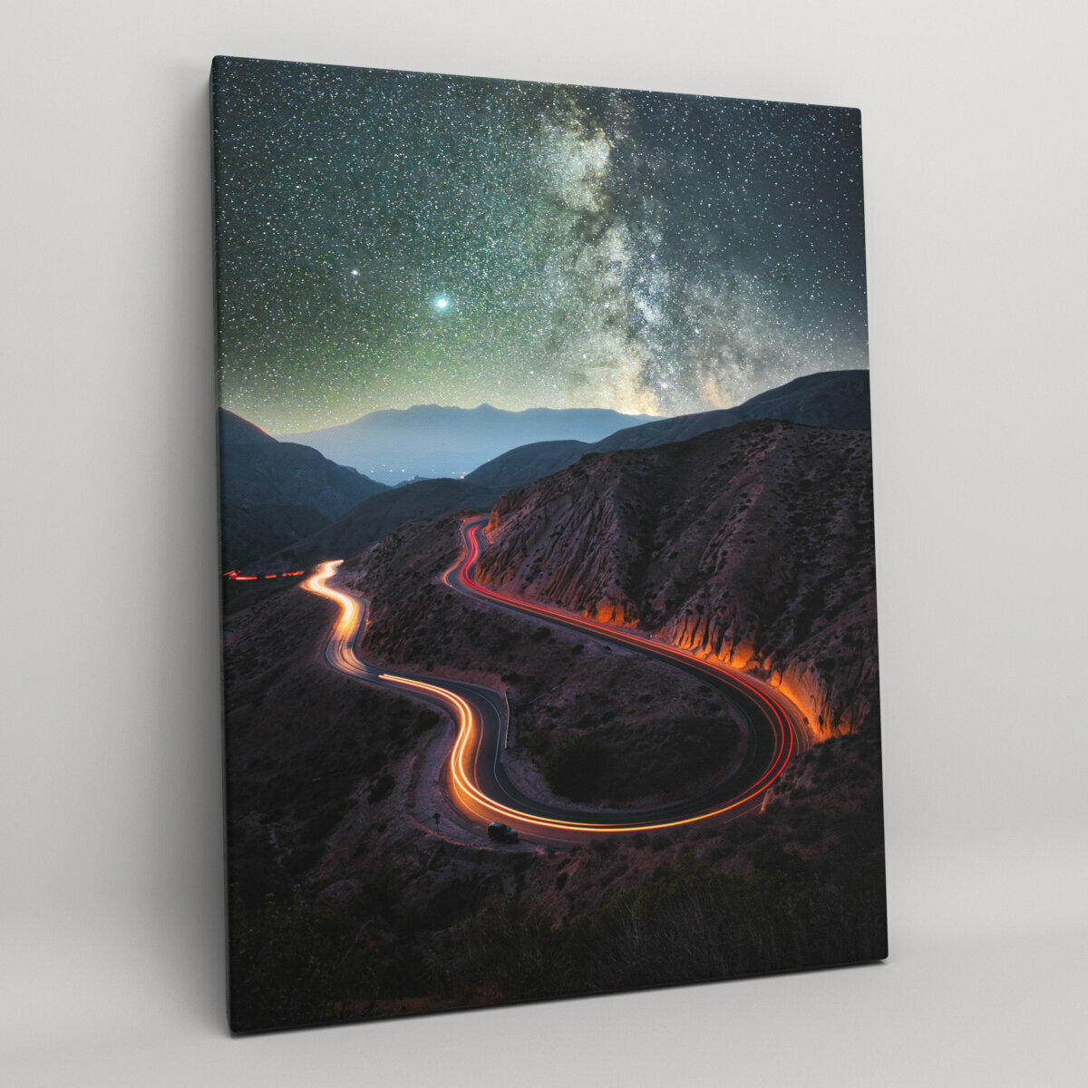 Картина на холсте (интерьерный постер) "Дорога в горах" пейзаж, с деревянным подрамником, размер 30x40 см