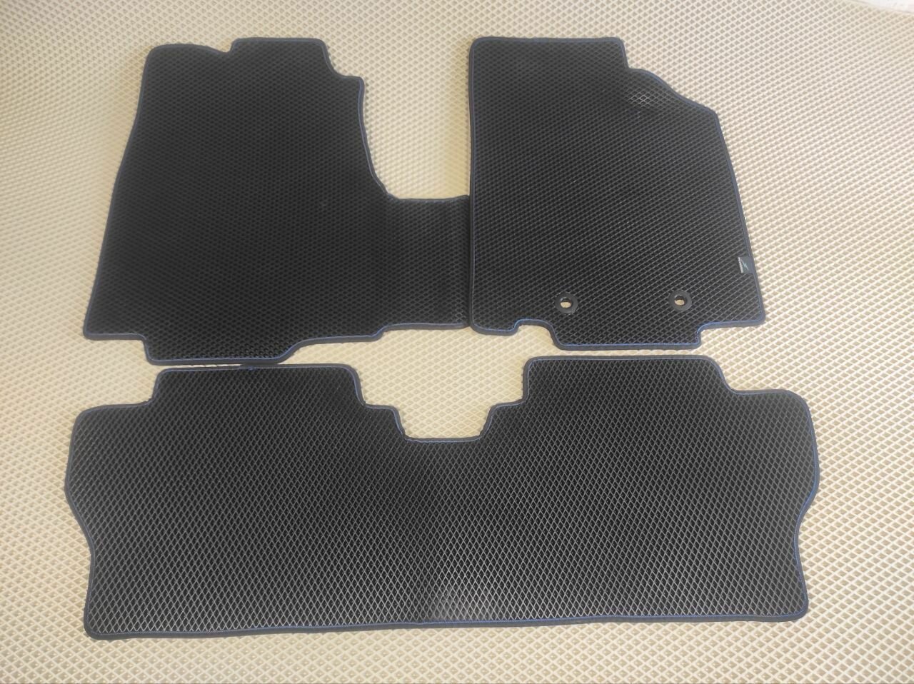Автомобильные ковры ЕВА для Toyota Roomy Tank