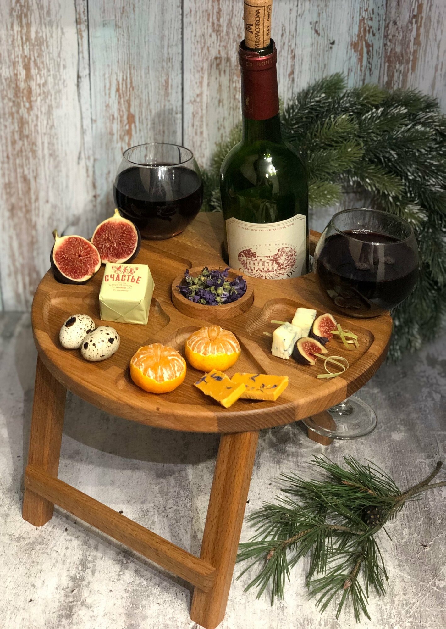 Винный столик