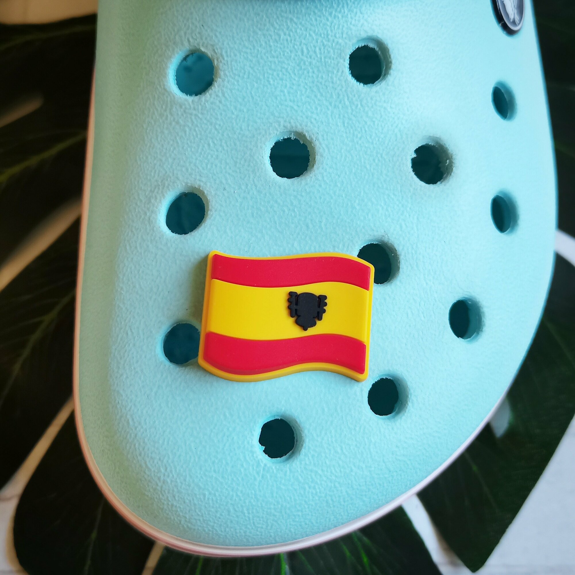Джибитс на crocs флаг Испании