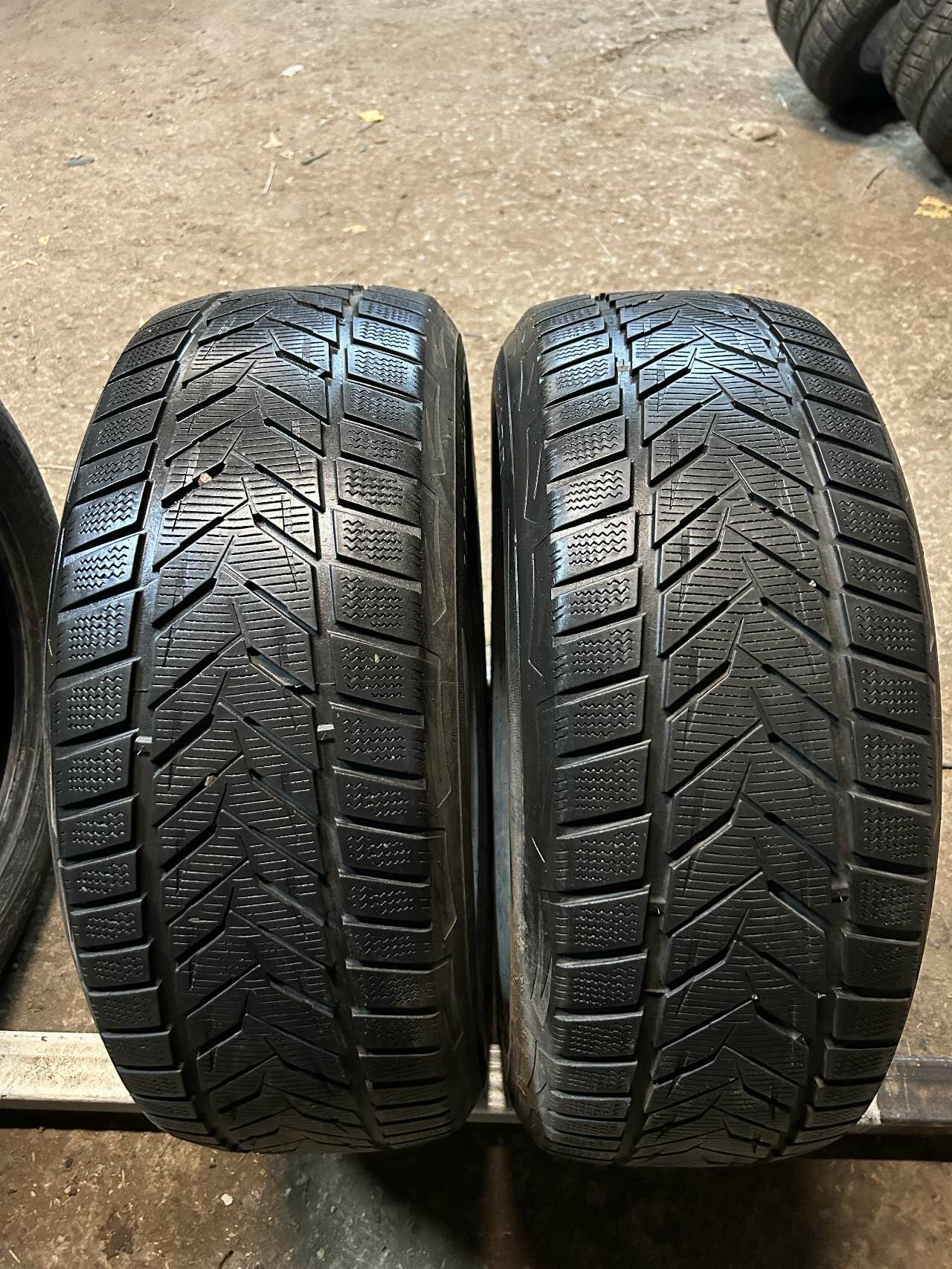 235/55 R17 103V Vredestein Wintrac Xtreme S остаток:5.5 мм год:2015 арт:b67d9e27